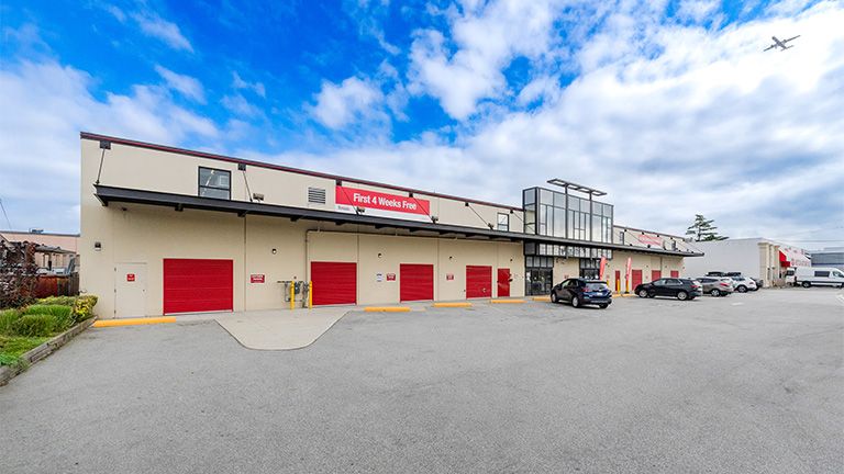 Richmond Storage Units @ 11151 Bridgeport Rd 4 Weeks Free