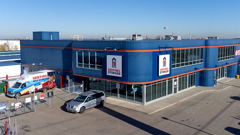 Edmonton Storage Lockers @ 8112 Roper Rd NW 4 Weeks Free