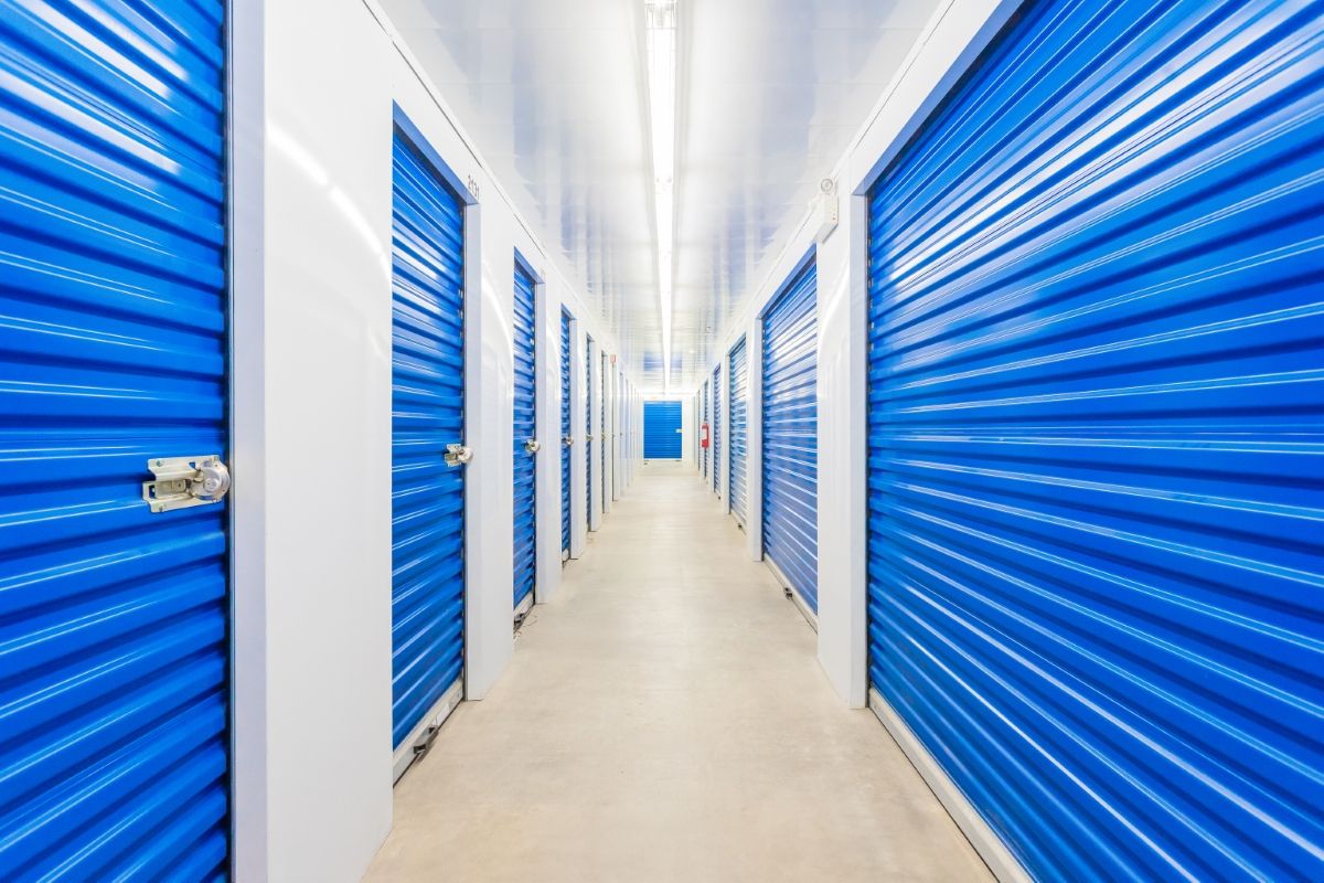 Rent Toronto Bathurst Storage @ 1109 Bathurst St
